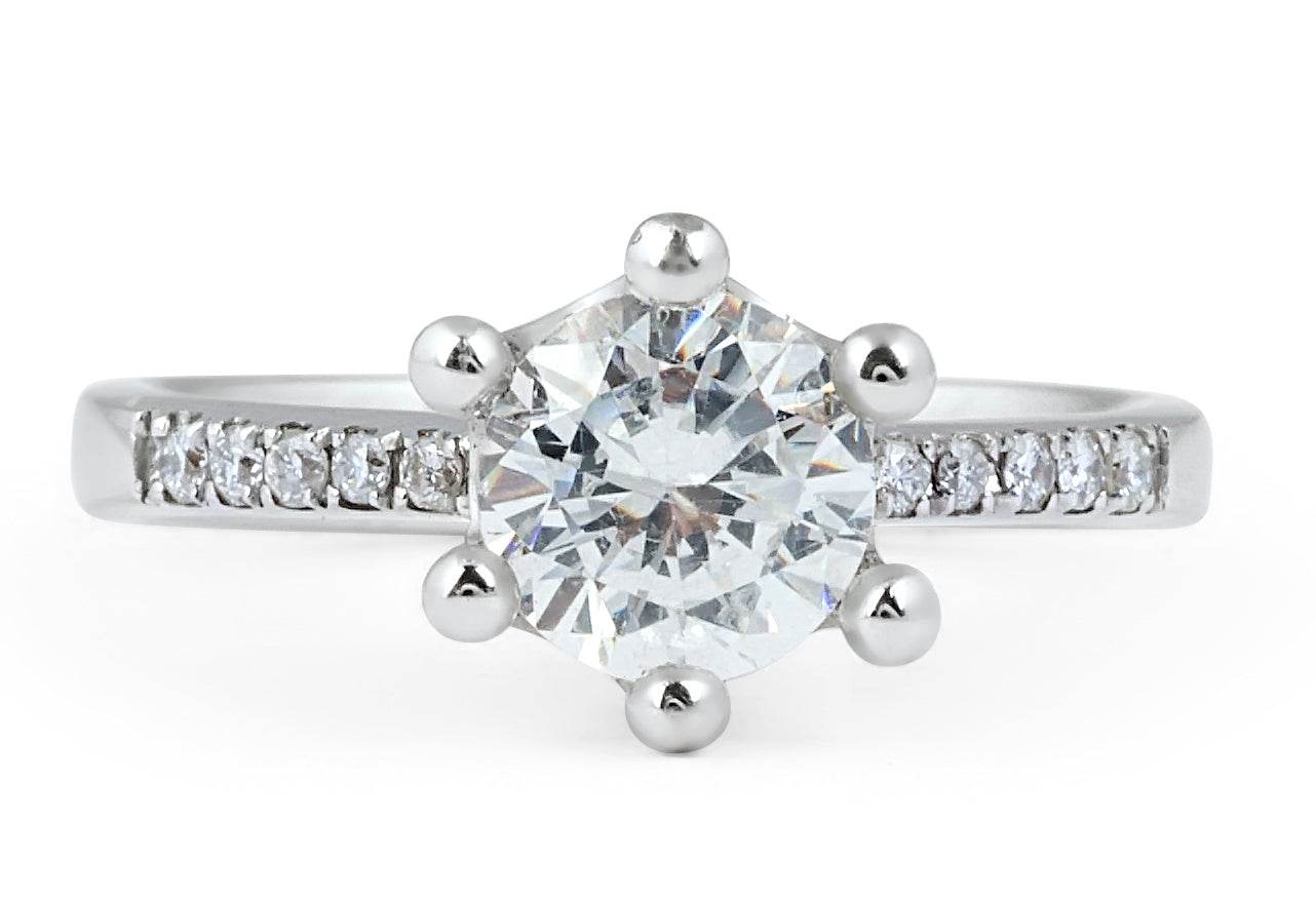 Crown Setting 6 Claw Diamond Engagement Ring Pave Setting Side Stones ...
